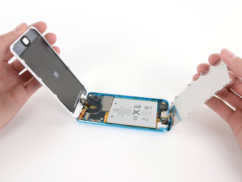 iFixit desmonta o novo iPod touch - MacMagazine