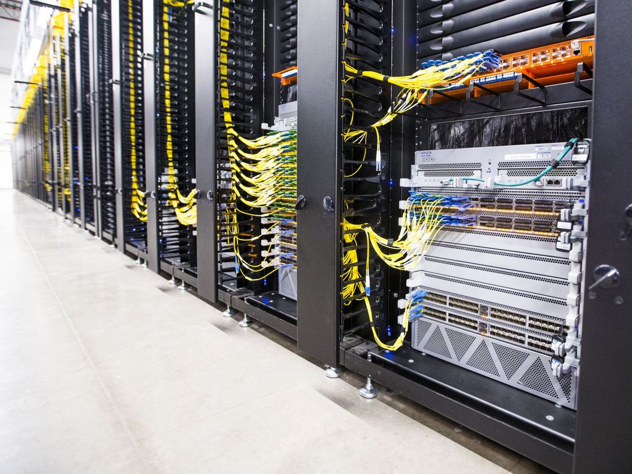 Conheça o gigantesco data center da Apple no Arizona - MacMagazine