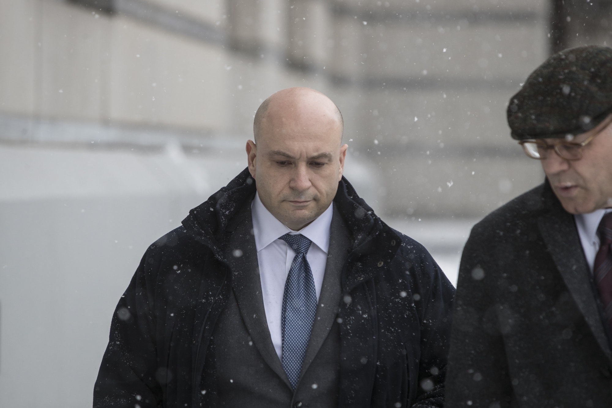 Ex-Apple admite ter lucrado com informações sigilosas - MacMagazine