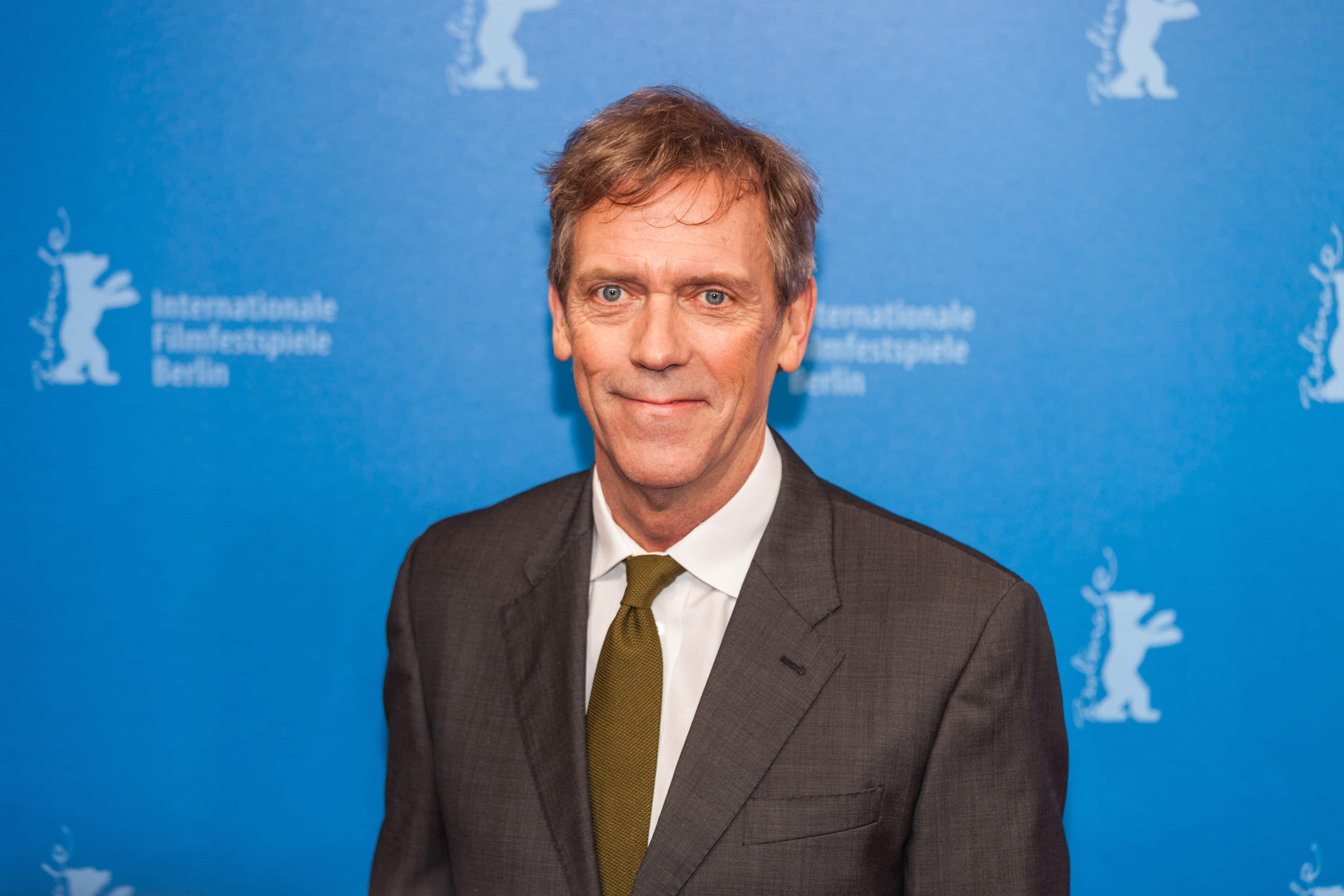 Apple TV+ anuncia 3ª temporada de "Teerã", com Hugh Laurie - MacMagazine