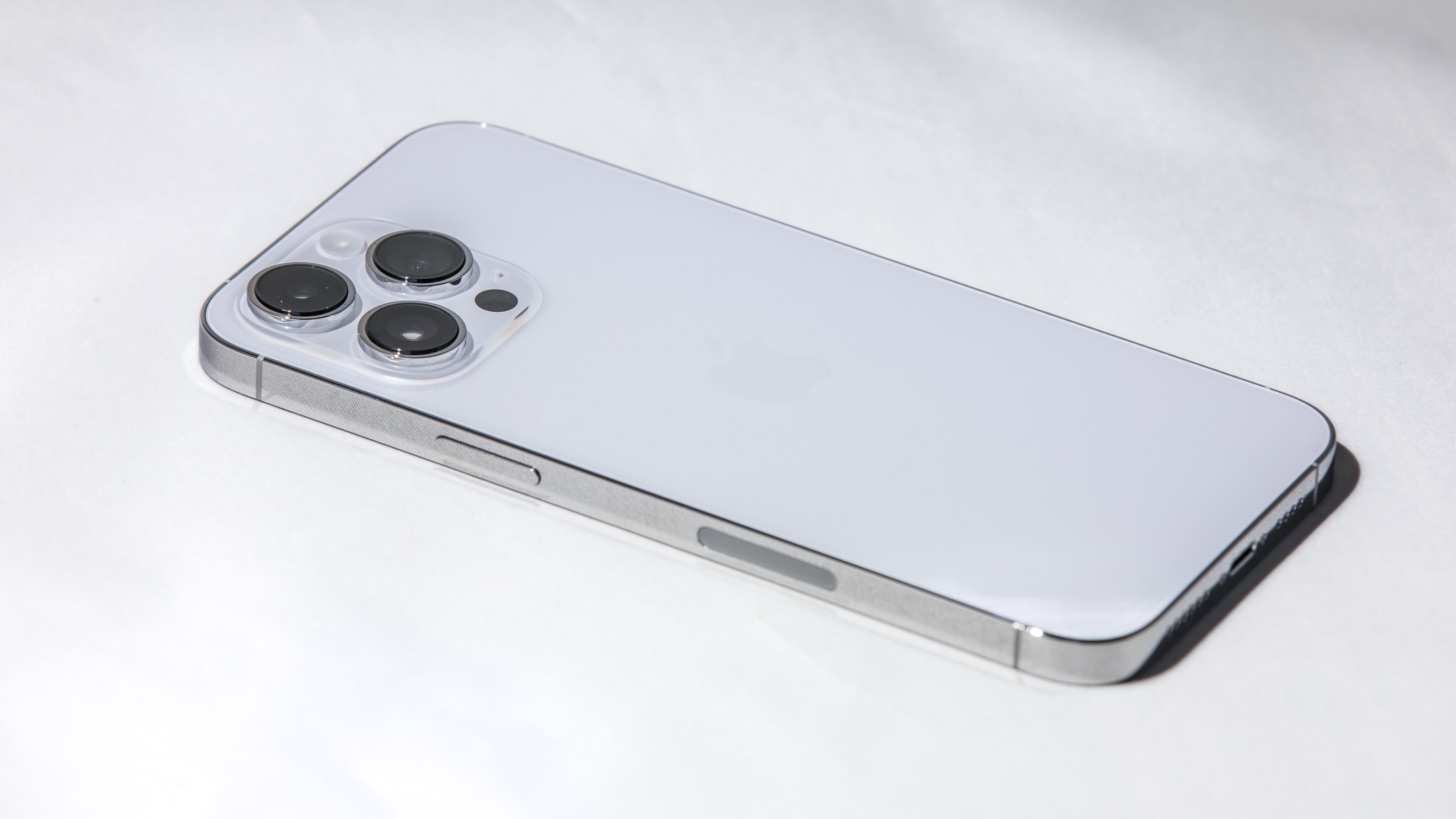 Patente da Apple sugere iPhones mais resistentes a riscos - MacMagazine