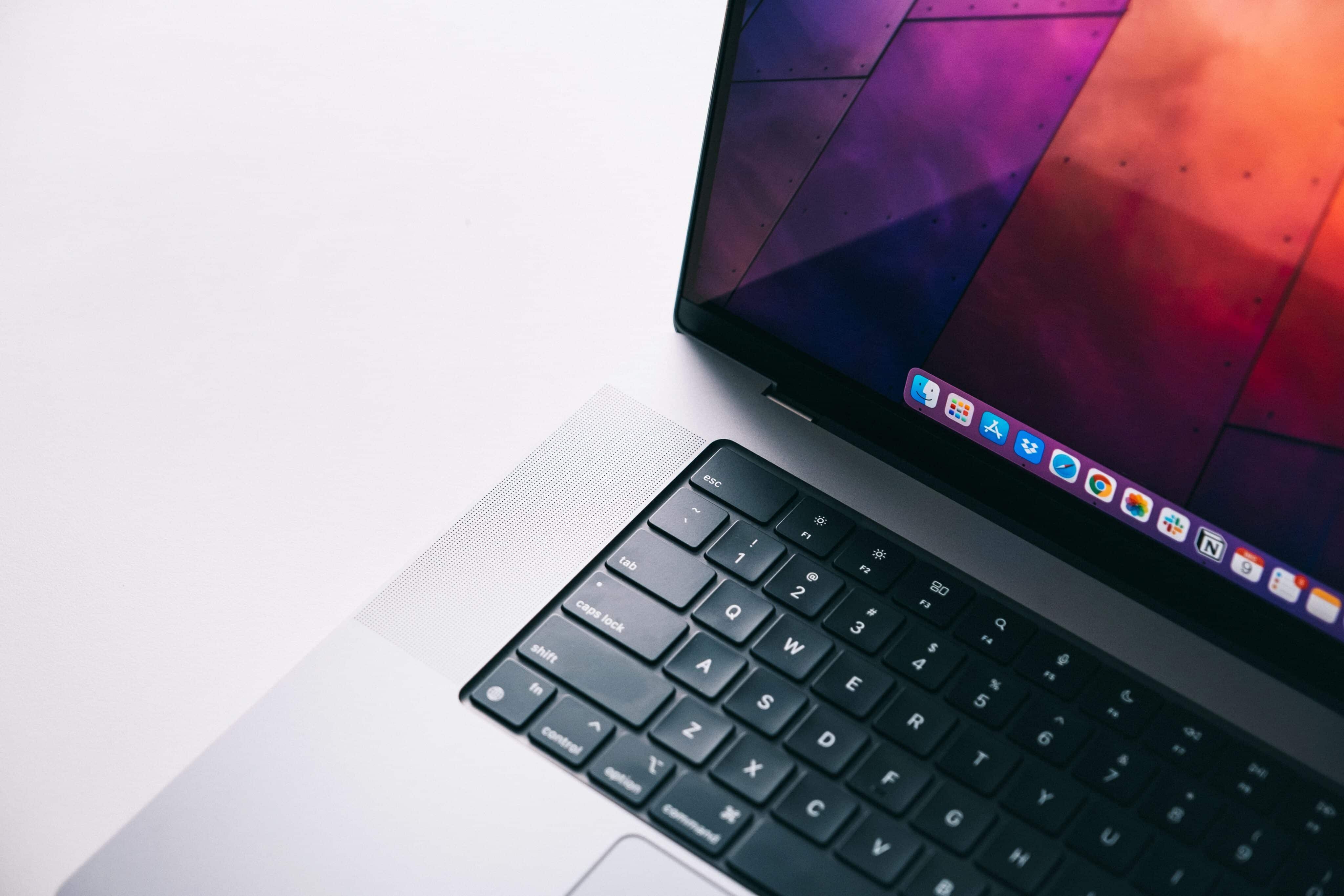 Oferta: MacBook Pro de 16" (M2 Pro) com desconto de 20% - MacMagazine