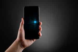 Como converter um chip físico (SIM card) em eSIM pelo próprio iPhone ...