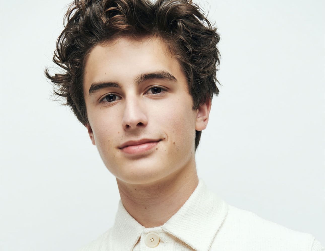 Peter Dager entra para elenco de série do Apple TV+ com Owen Wilson ...